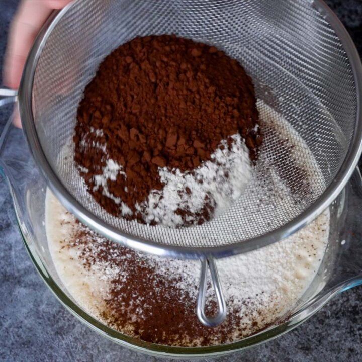 Chocoflan (with VIDEO)