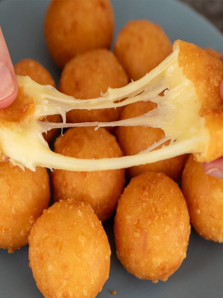 These Impossibly Cheesy Fried Cheese Balls are Tasty Perfection