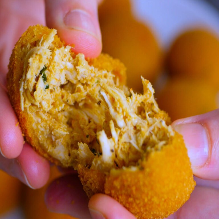 Easy Chicken Croquettes Recipe (Crispy)