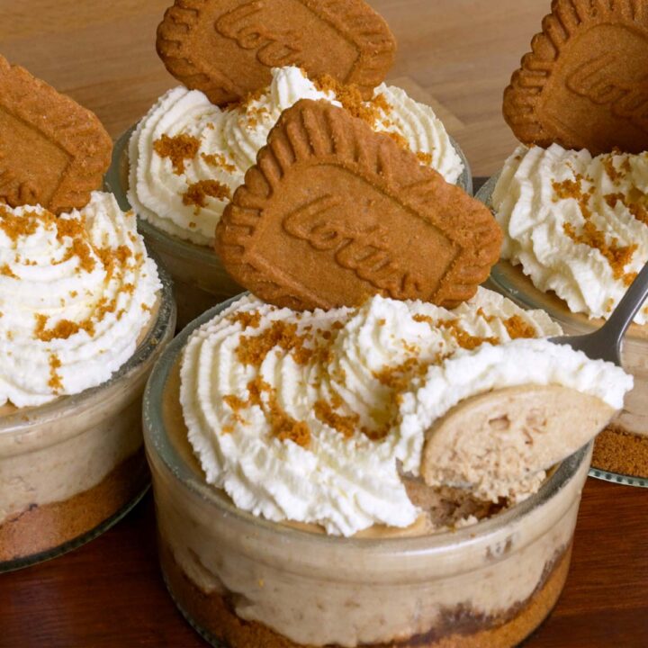 Biscoff Cheesecake Cups (with Video) - Vargasavour Recipes