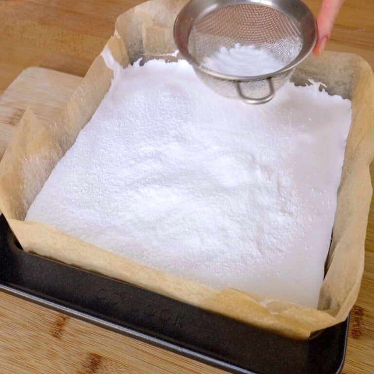 Homemade Marshmallows Recipe (with Video) - Vargasavour Recipes