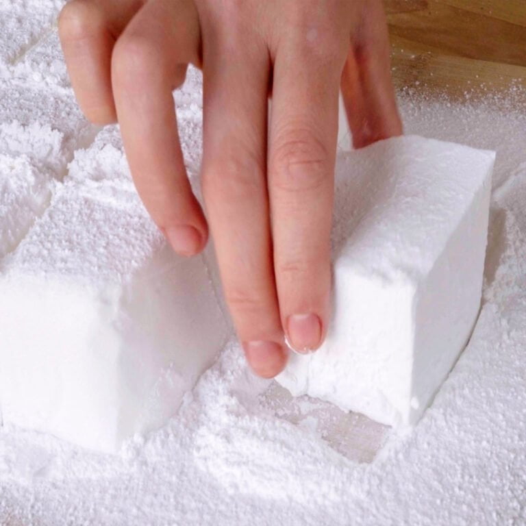 Homemade Marshmallows Recipe (with Video) - Vargasavour Recipes