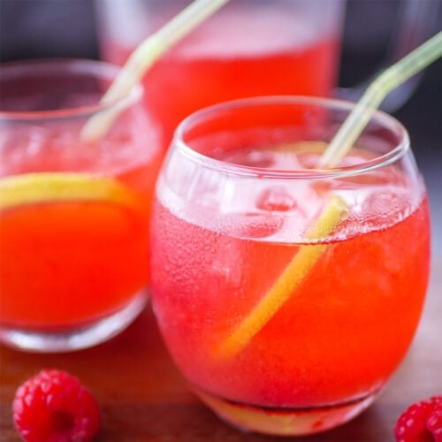 Pink Lemonade Recipe (With Video)