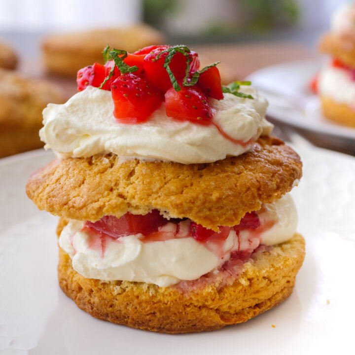 Strawberry Shortcake Recipe (with VIDEO)