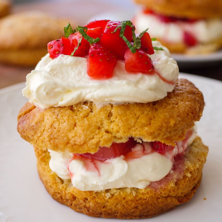Strawberry Shortcake Recipe (with VIDEO)