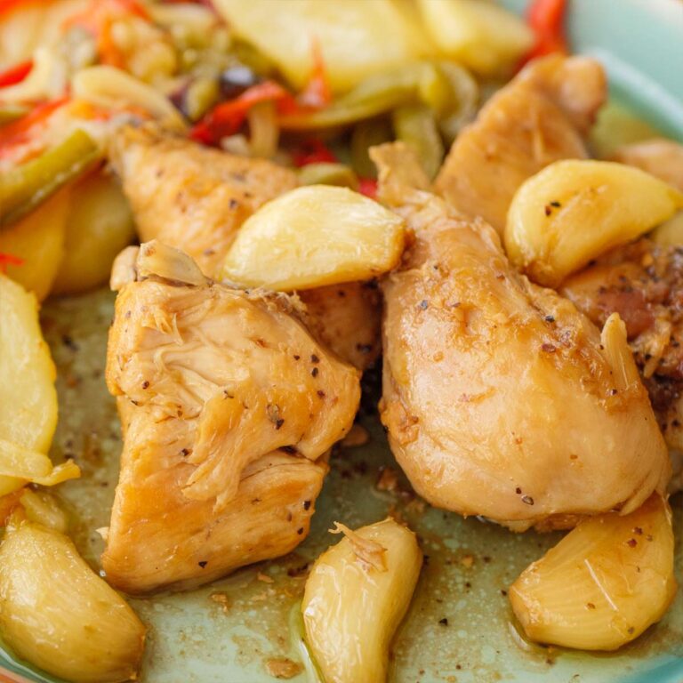 This Chicken Dinner Is Beloved in Spain for a Reason (Delicious)