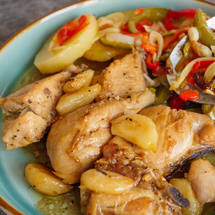 This Chicken Dinner Is Beloved in Spain for a Reason (Delicious)