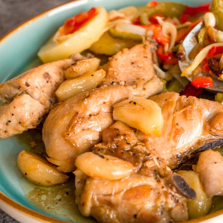 Spanish Garlic Chicken (Pollo al Ajillo)