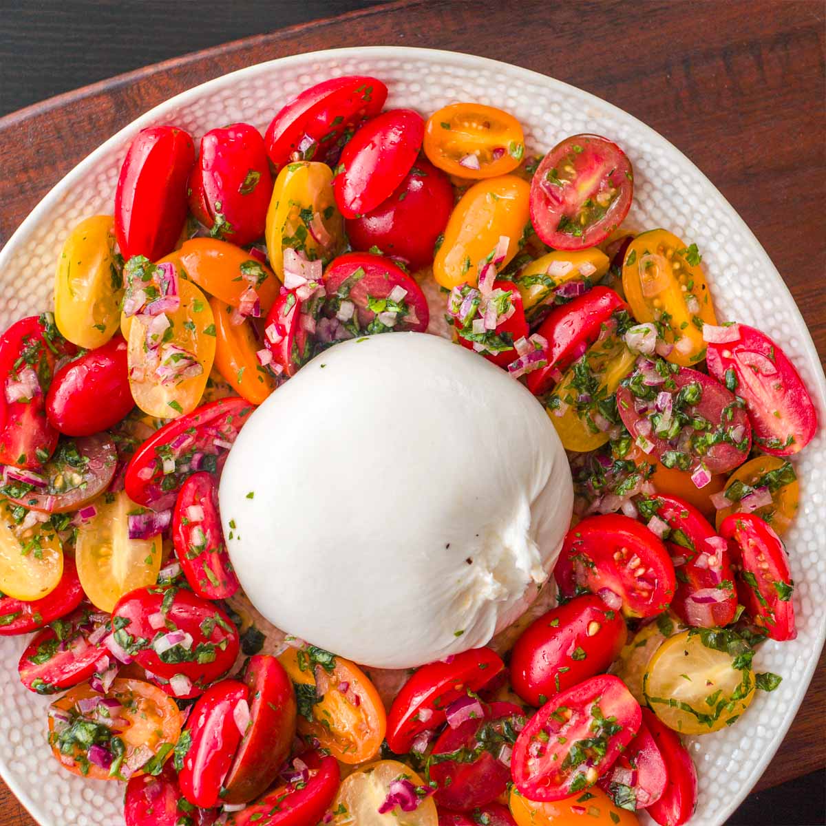 Tomato Burrata Salad Recipe (Easy Summer Appetizer)