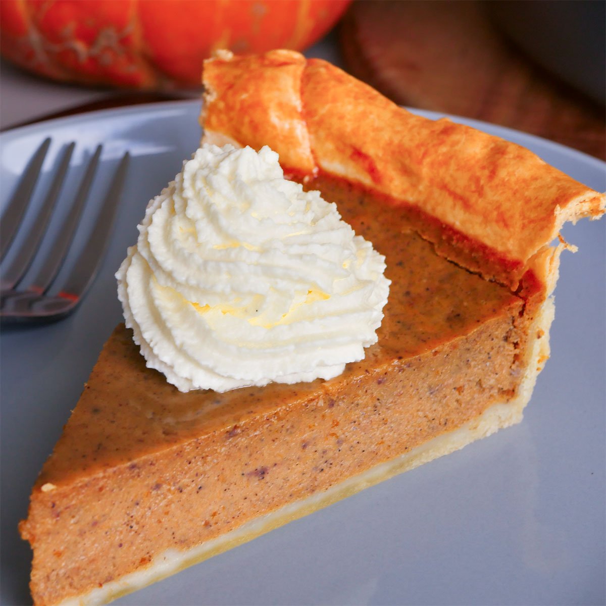 Easy Pumpkin Pie Recipe (Perfect for Thanksgiving)