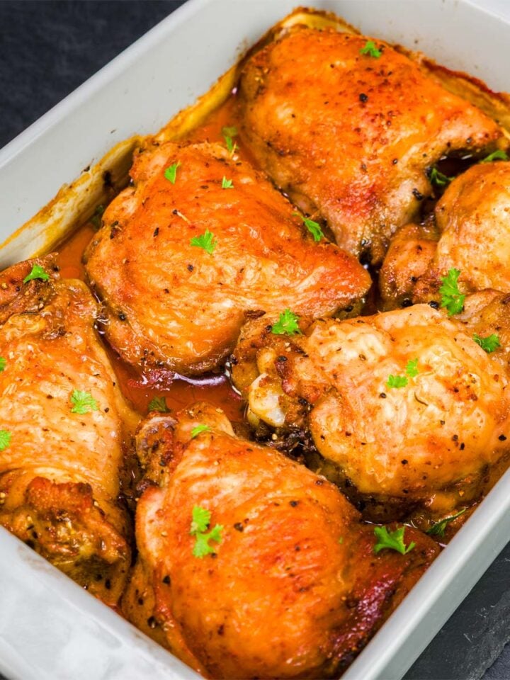 Baked Chicken in Chicken Broth (Juicy)